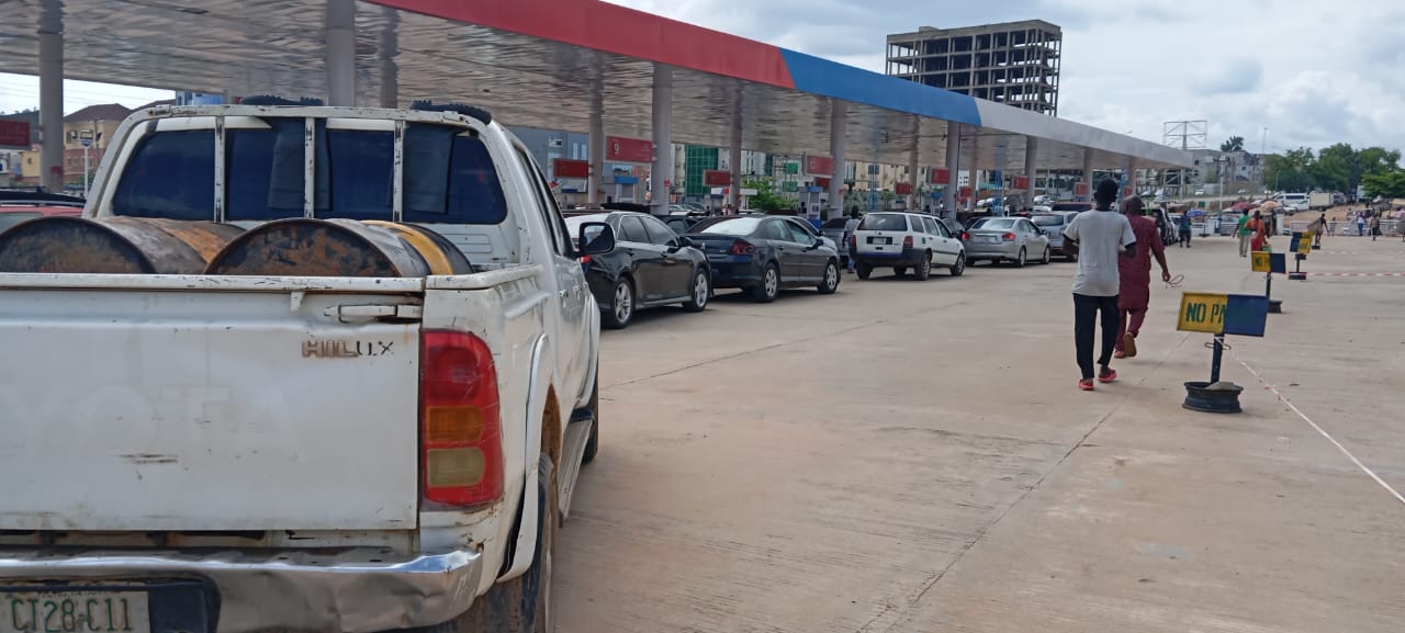 Long Queues Resurface At Abuja Filling Stations (Photos) — Akelicious