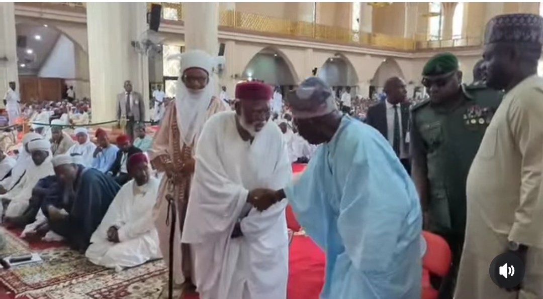 President Tinubu Joins Muslim Faithfuls for Jumat Prayer as Nigeria ...